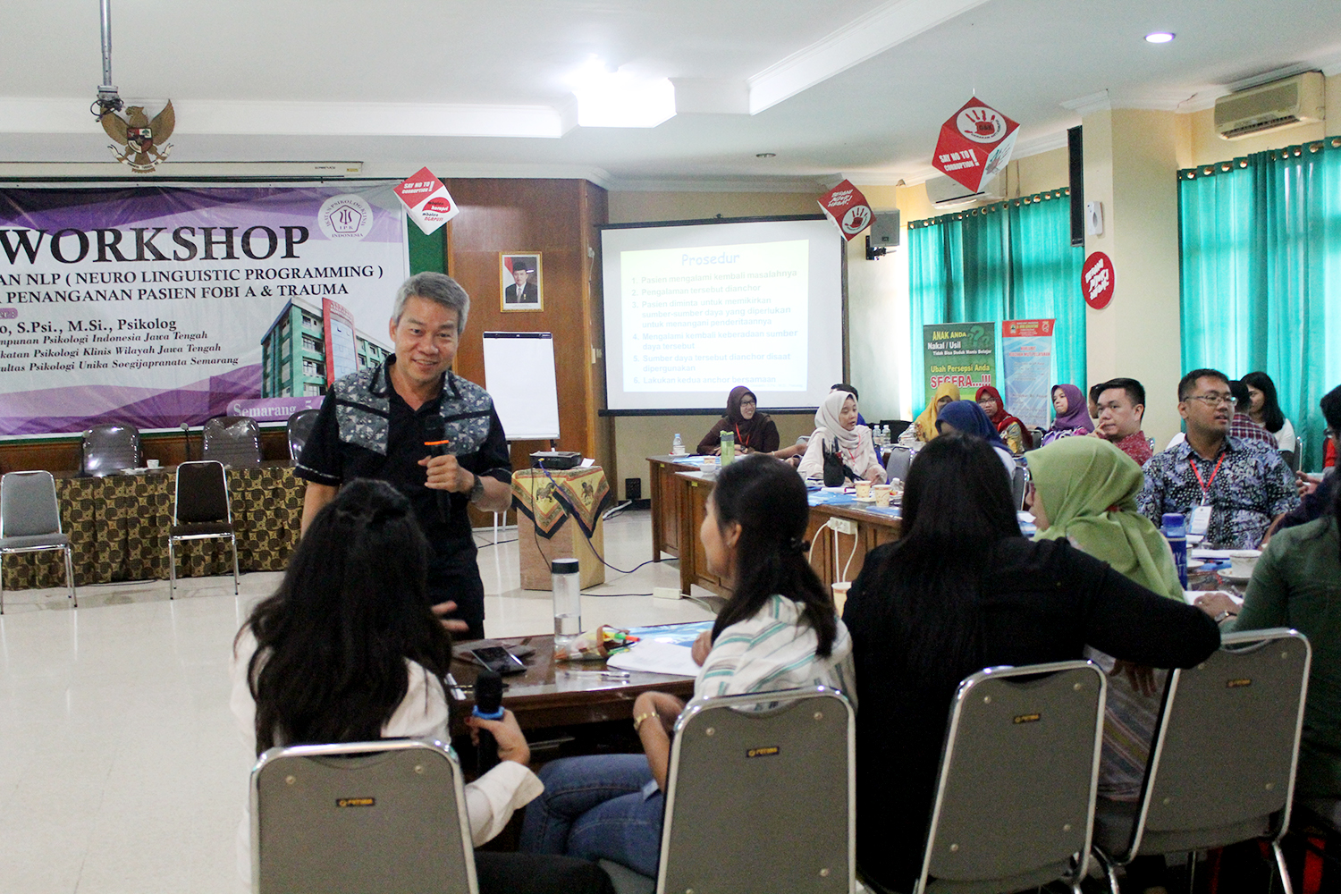 MENGHILANGKAN TRAUMA dan FOBIA DENGAN TERAPI NLP - PPID RSJD Dr. Amino ...